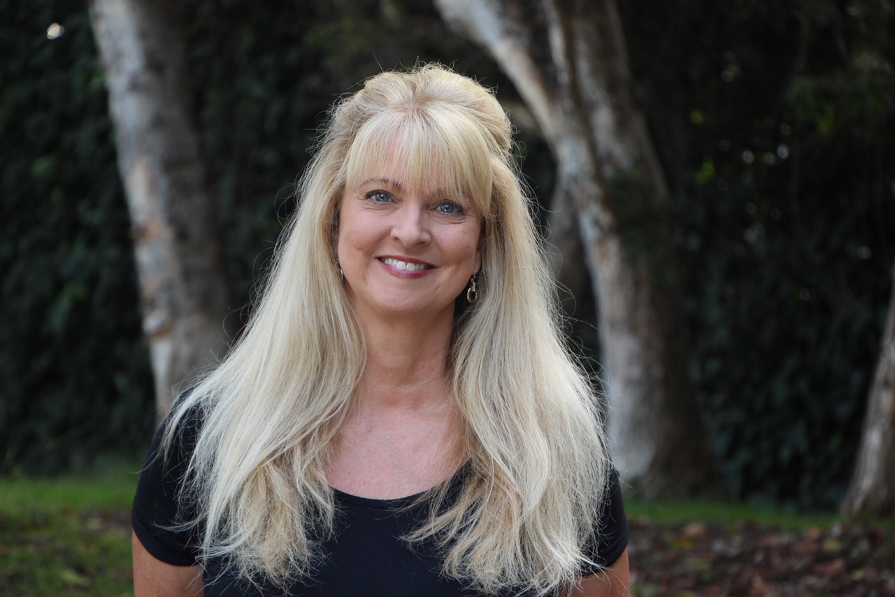 About Cindy | Cindy Brosh Counseling, Inc.